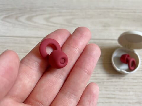 【SNSで話題】スタイリッシュすぎる耳栓「Loop earplugs＜ループ イヤープラグ＞」の使い心地徹底ルポ！ | TABIZINE～人生 ...
