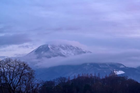 【都道府県ランキング】積雪量1位は1,182cmの滋賀県伊吹山！京都「清水の舞台」の高さに匹敵 | TABIZINE～人生に旅心を～