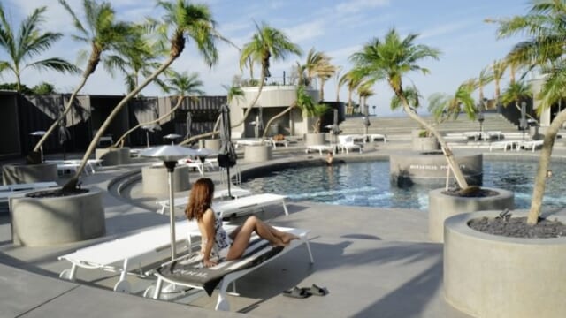 千葉・内房の楽園「BOTANICAL POOL CLUB」宿泊ルポ！冬はHOTPOOLで営業中 | TABIZINE～人生に旅心を～