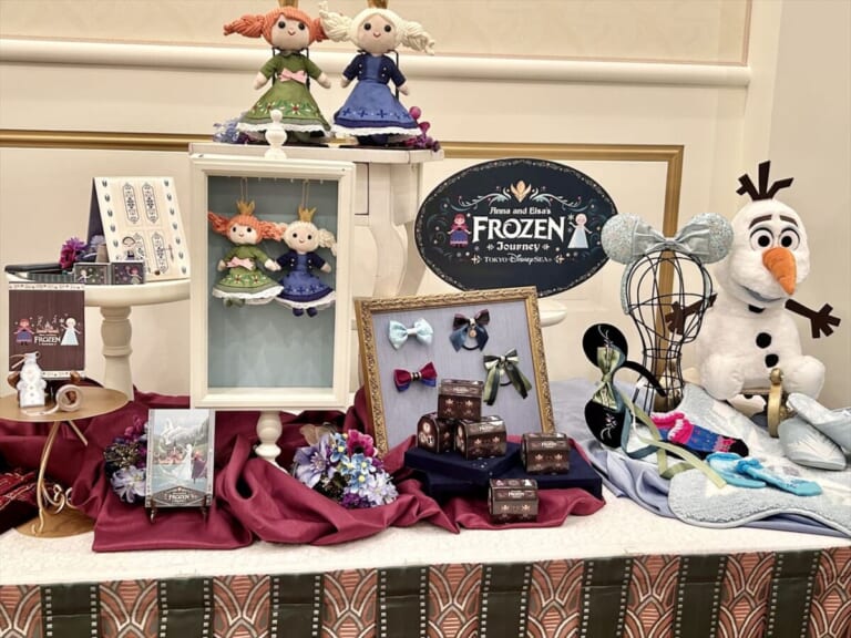 【東京ディズニーシー】ファンタジースプリングス新作グッズ55選！お菓子や可愛いカチューシャも！ | TABIZINE～人生に旅心を～