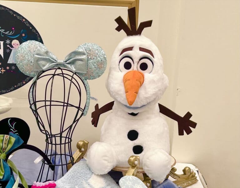 【東京ディズニーシー】ファンタジースプリングス新作グッズ55選！お菓子や可愛いカチューシャも！ | TABIZINE～人生に旅心を～