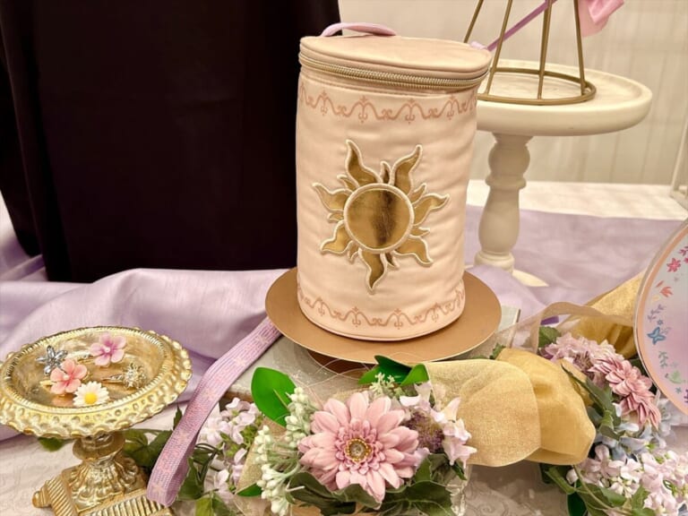 【東京ディズニーシー】ファンタジースプリングス新作グッズ55選！お菓子や可愛いカチューシャも！ | TABIZINE～人生に旅心を～