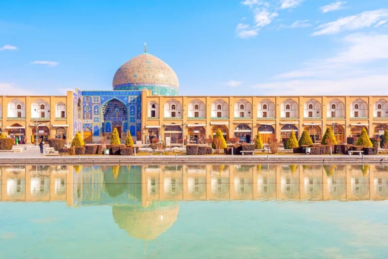 【離婚率世界ランキング】日本は40位以下！2位モルドバ＆ベラルーシ・1位は？ | TABIZINE～人生に旅心を～