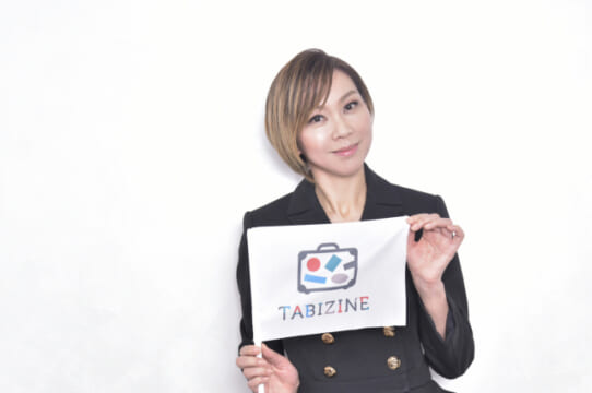 【湖月わたる×水夏希 フェルゼン・オスカル対談】『ベルサイユのばら50』 半世紀の軌跡をたどる公演開幕！宝塚歴代の豪華キャストが総出演 | TABIZINE～人生に旅心を～