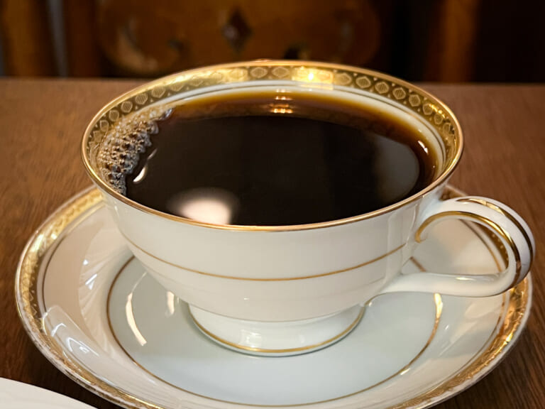 【東京レトロ喫茶モーニング】木曜日限定のモーニングを味わう〜渋谷「喫茶サテラ」 | TABIZINE～人生に旅心を～