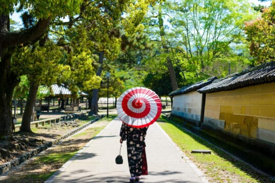 【いとをかし=エモい？】息の色から風の匂いまで日常で感じる四季｜連載・日本人の美意識＜4＞ | TABIZINE～人生に旅心を～