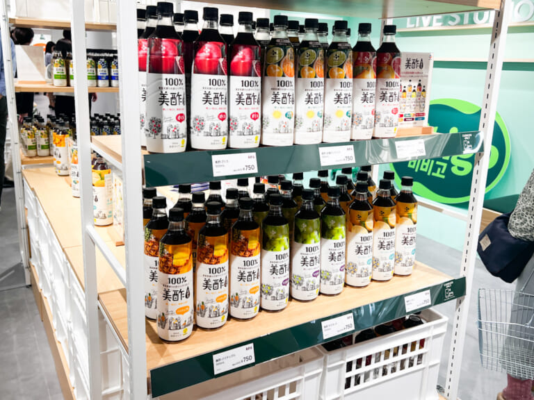 【新橋に韓国料理の宝庫「bibigo Market」がオープン！】ここでしか食べられないイートインメニューとは？ | TABIZINE～人生に旅心を～