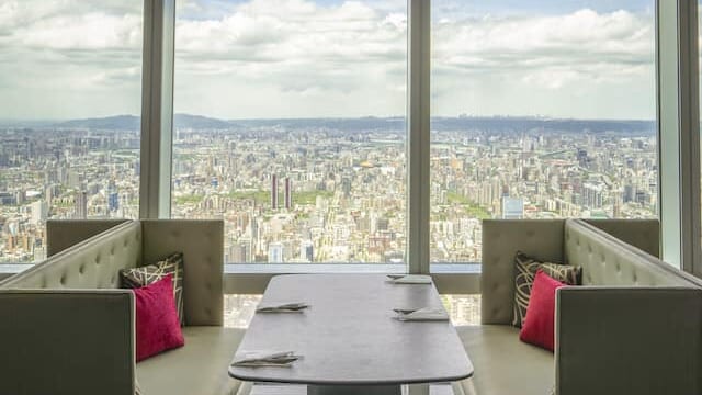 【台湾・台北101の天空ビュッフェ】絶景と味わう高級台湾グルメ×世界の珍味「饗 A Joy」が愛される理由 | TABIZINE～人生に旅心を～