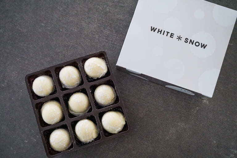 【北海道で大行列！スノーチーズに限定品が登場】バレンタインチョコ「ホワイトスノー」実食ルポ | TABIZINE～人生に旅心を～