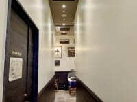 【まるで海外のようなタリーズコーヒー！】歴史的建物内にあるおしゃれ空間を満喫｜タリーズコーヒー 日本大通り店 | TABIZINE～人生に旅心を～