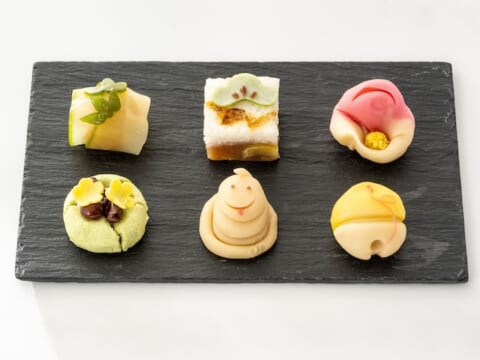 【帰省土産＆お年賀16選】2025年巳年のおすすめ！東京駅で買えるお菓子から1,000円プチギフトまで | TABIZINE～人生に旅心を～